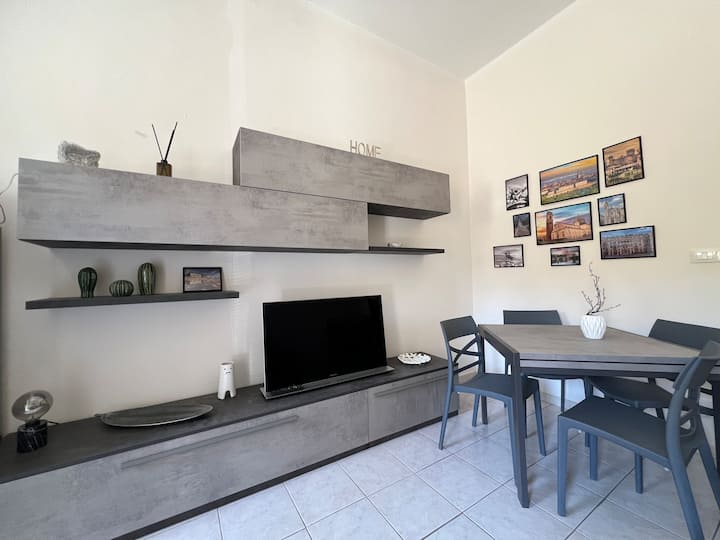 Tripoli28 Lux(e) - Torino S Rita - Turin