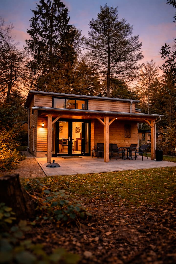 Tiny House In Het Bos
 Utrechtse Heuvelrug - Zeist