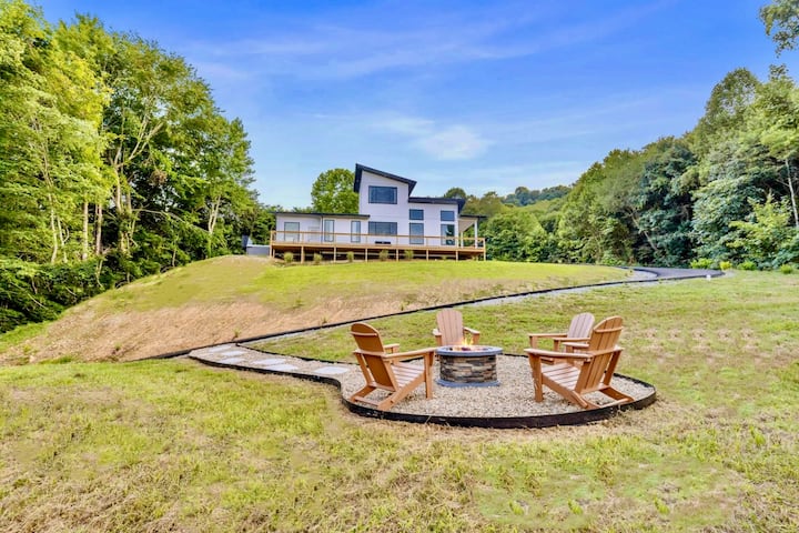 Rainwater By Lauren Taylor Home - Shawnee State Park, West Portsmouth