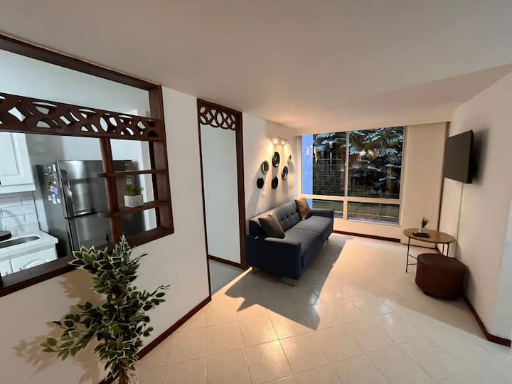 Poblado Lindo Cerca A Provenza - Medellín
