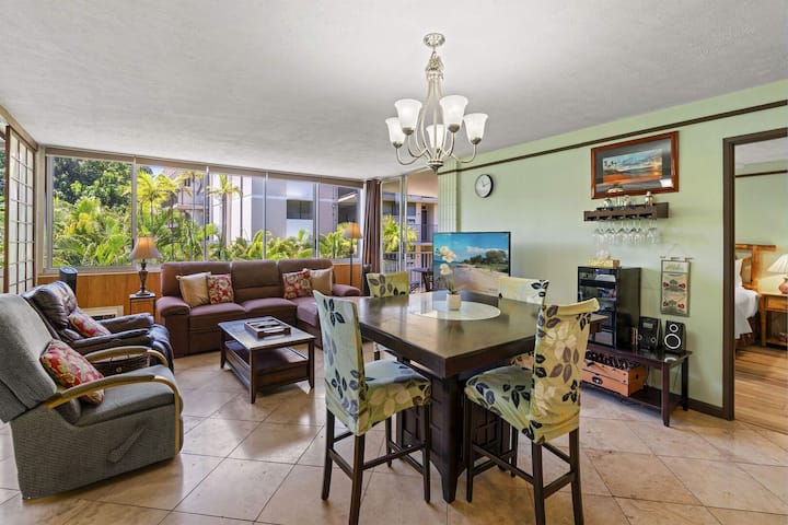 Haleakala Shores A-308 - Ocean Views, King & Pool! - Maui, HI