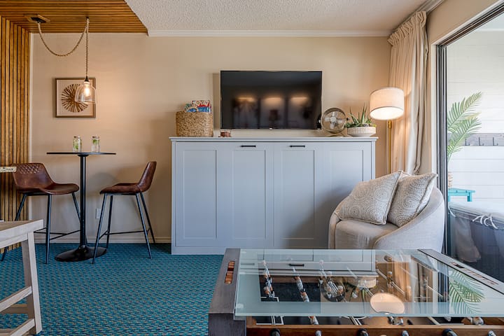 Piña Casa | Pool + Oceanview - Moody Gardens, Galveston