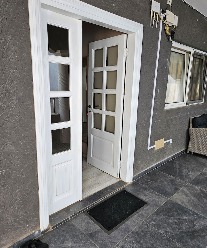 Deux Chambre Salon Agréable(appartementdistelberg) - Togo