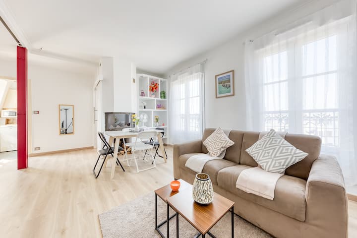 T2 Lumineux Avec Balcon – Calme, Vue Dégagée - Porte de Clichy