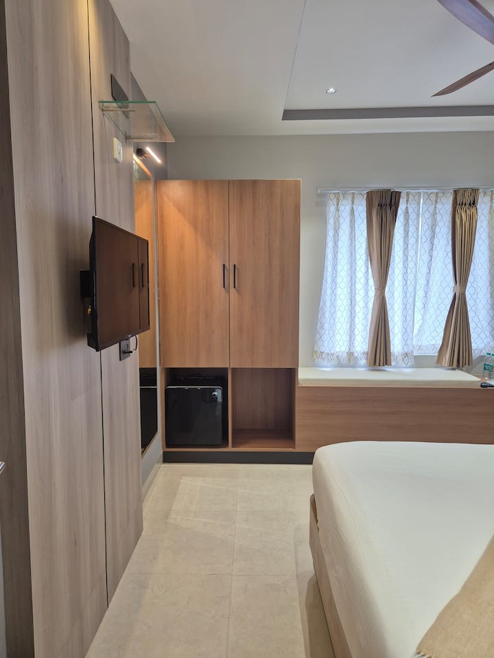 23 Hotel Near Mindspace - Hyderabad