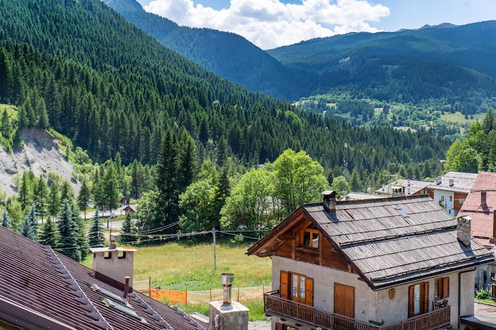 [Free Parking & Wi-fi] Chalet La Grangia - Sestriere