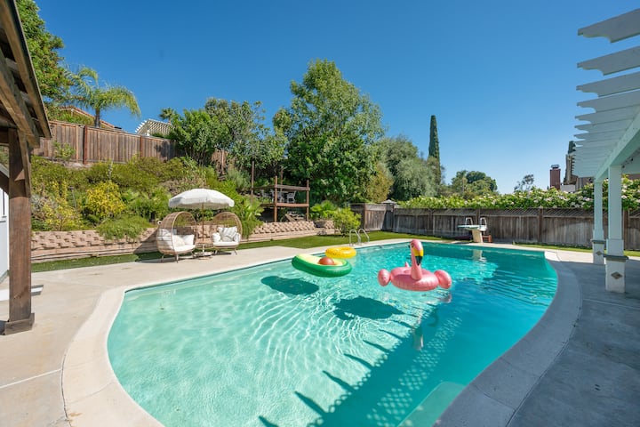 Spacious Luxury Oasis With Private Pool & Backyard - Laguna Niguel