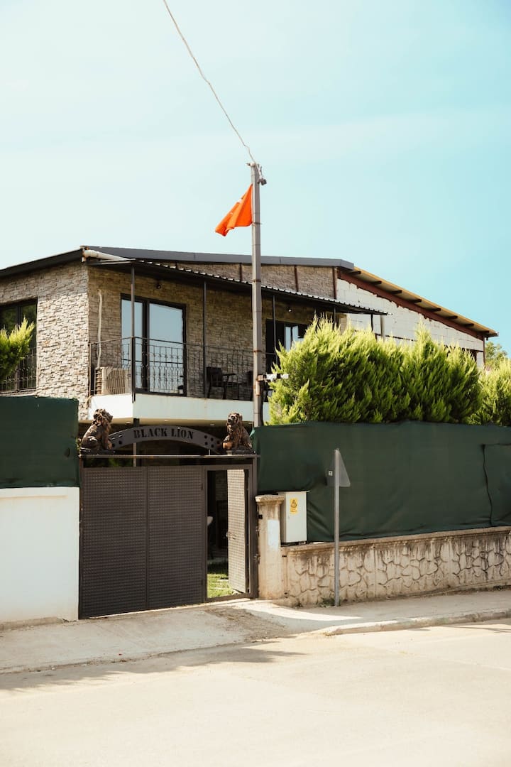 Bahçeli Ve Havuzlu Villa – Sapanca’da Lüks Tatil - Sapanca