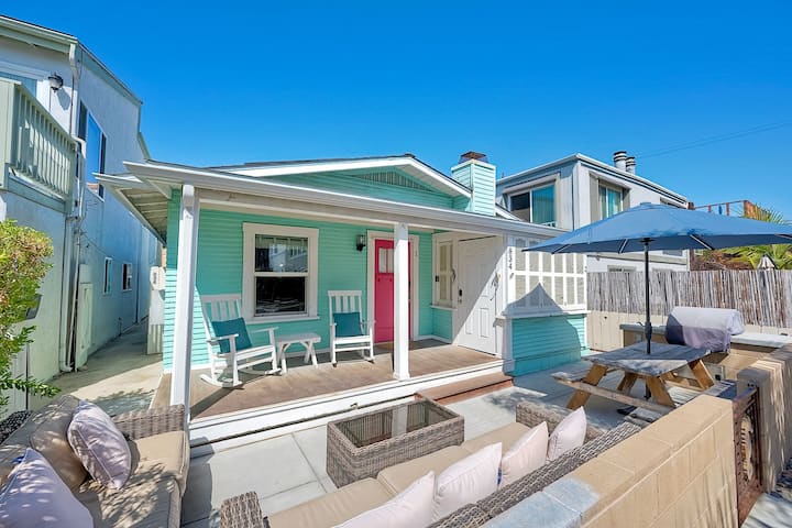 Beach Cottage Steps To The Bay, Awesome Porch - Mission Beach - San Diego