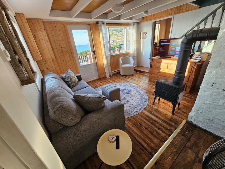 Bishop's Landing - Canada