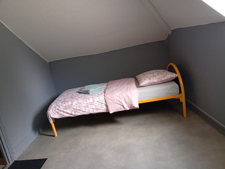 4 Appartement Very Economical - Laon
