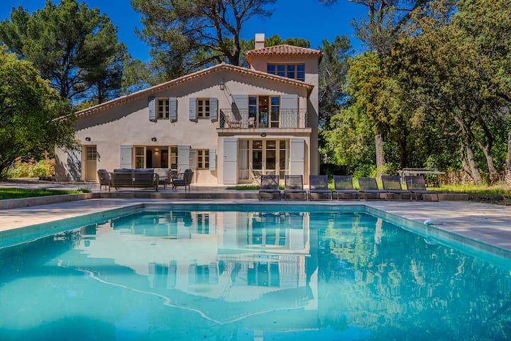 Mas D'exception Avec Piscine à 10 Minutes D' Aix. - Aix-en-Provence