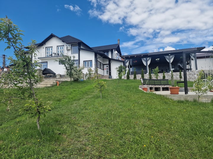 Camera Dubla 1 Cu Baie Proprie - Novaci