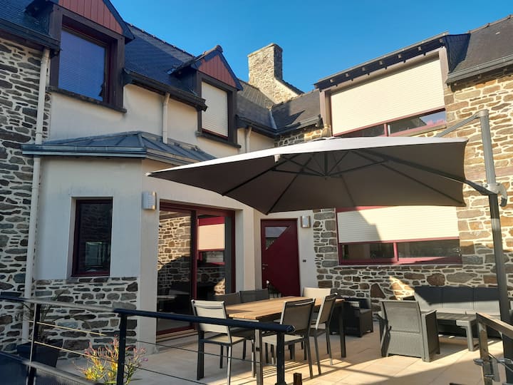 Maison 9 Personnes Avec Spa - Miniac-Morvan