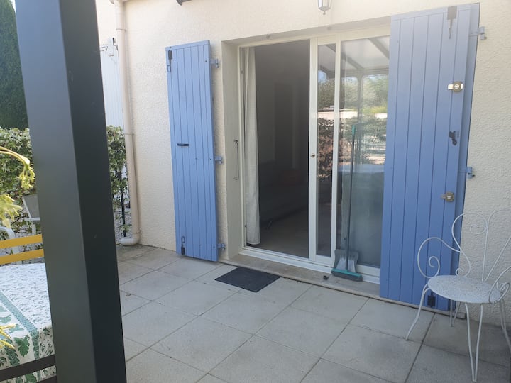 Le Petit Studio. Centre Village - Maussane-les-Alpilles