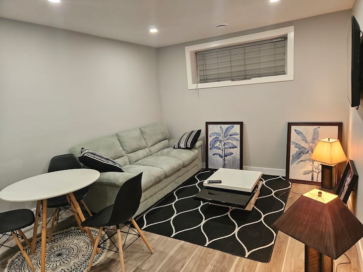 Apartment Near Regina Airport - Regina