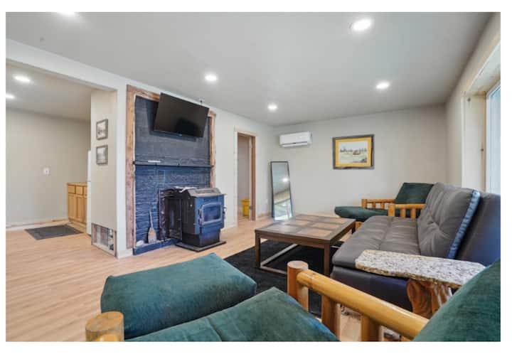 2br 1 Bath Cabin Bottom Floor - Sturgis, SD