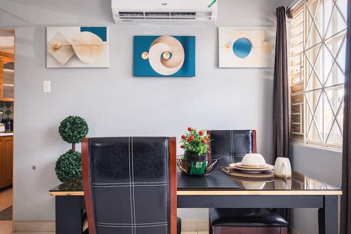 Cozy 1br, 2bth - Kingston