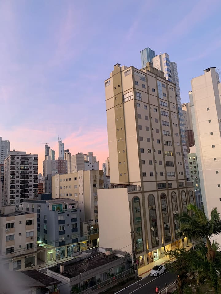 Apartamento Central, Confortável - Balneário Camboriú