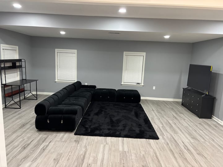 Large 3 Bed 2 Bath Home - Mobile, AL