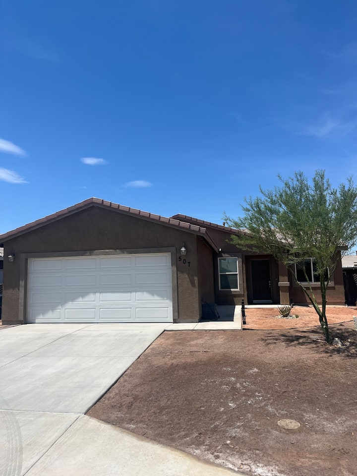 Home 4bed 2bath - El Centro, CA