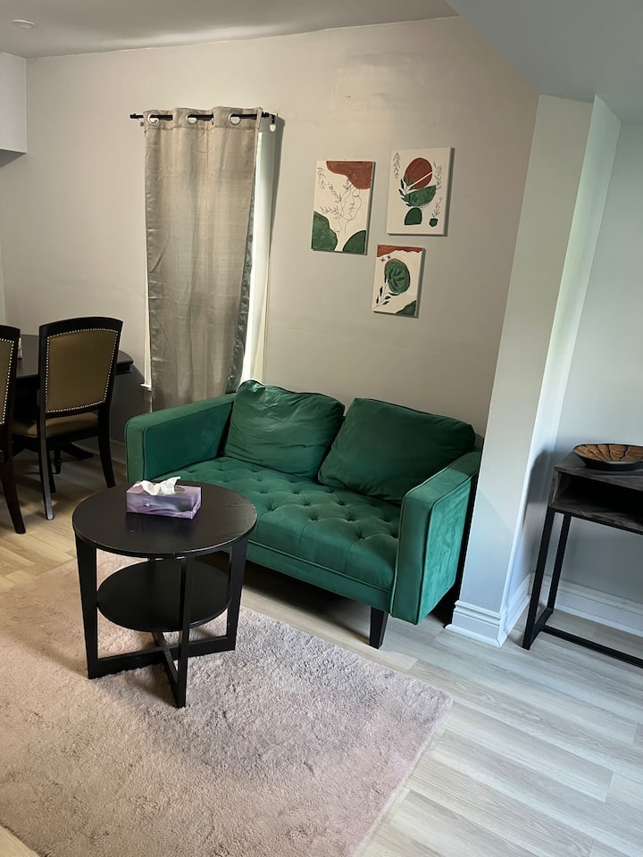 Two Bedrooms Full House - Windsor