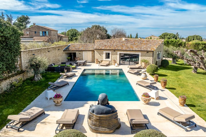 Mas Bouddha - Sénas