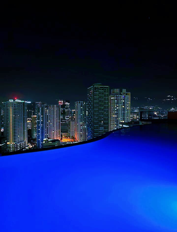 Elegant Studio In Calyx | Infinity Pool, Wifi, Gym - Cebu