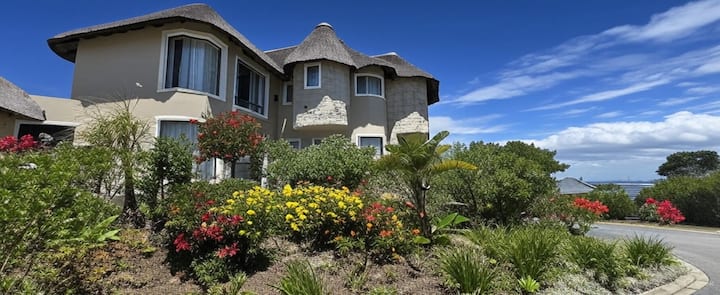 Hilltop Haven @ Pezula Private Estate, Knysna! - Knysna