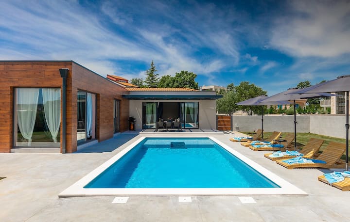 Lovely Home In Rovinjsko Selo With Sauna - Rovinj