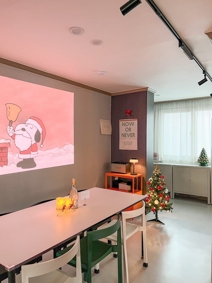 2•5호선 영등포구청역 5분 문래 홍대 성수 강남 종로 Ddp 더현대 타임스퀘어 - Seoul