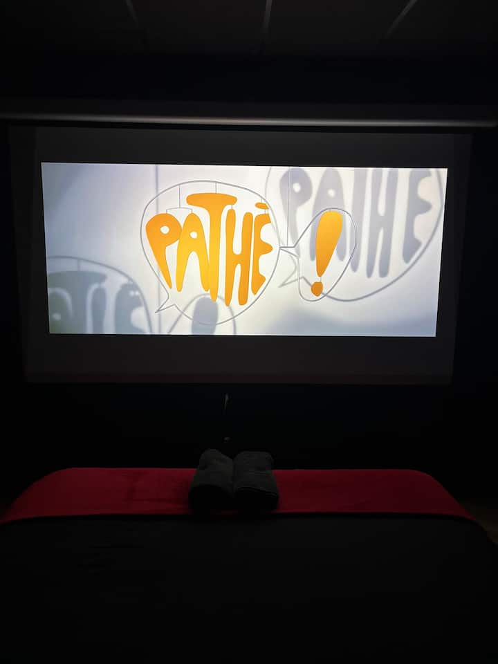 Cinécapsule - Laval, France