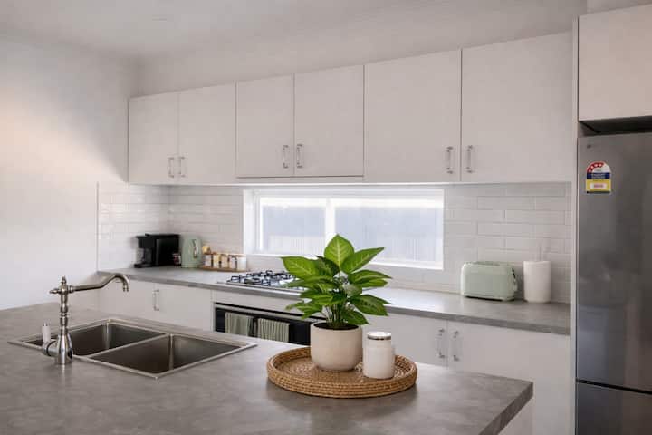 The Belmont Retreat - Geelong