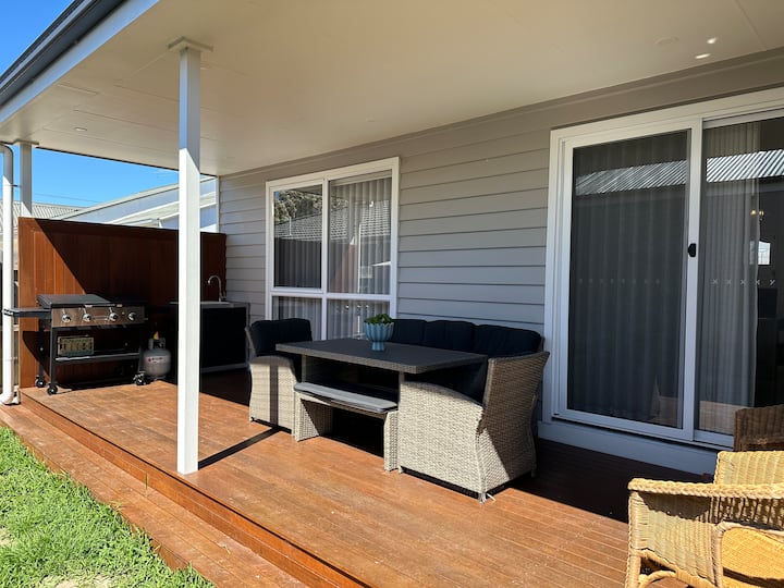 3br Family Friendly Home Near High St Cafés/shops - Geelong