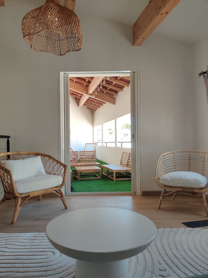 Maison 4 Ch, Clim, Terrasse & Garage, Nimes Centre - Nîmes