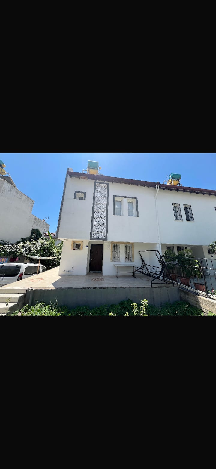 ŞEhirden Kaçışın 1 Numaralı Adı Bilgi Için Arayın - Davutlar