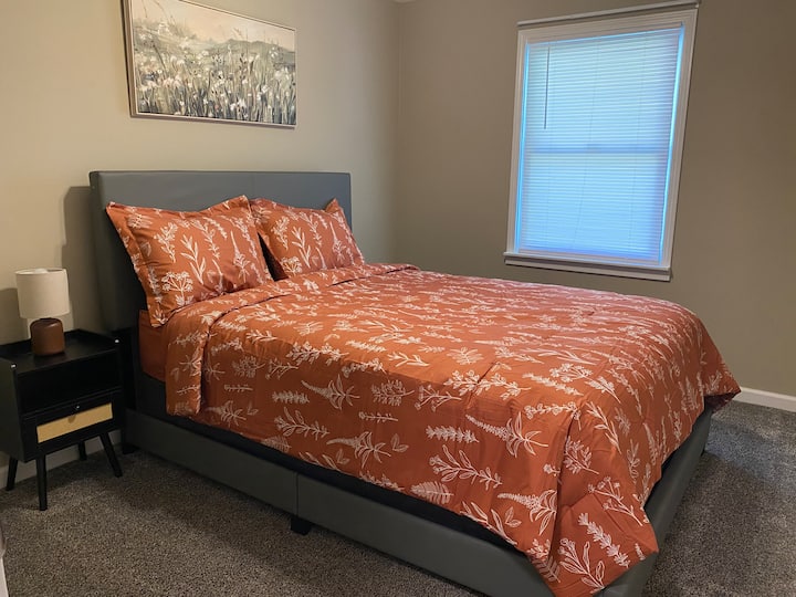 Riverside Retreat - Jefferson City, MO