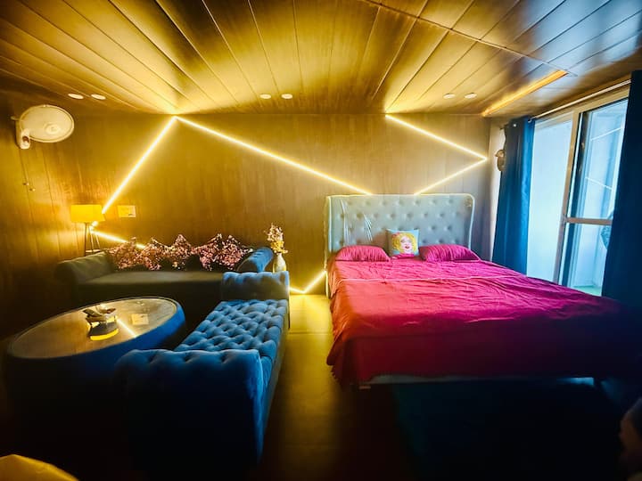 Hideout Homes! Artistic Rooftop - Kharar