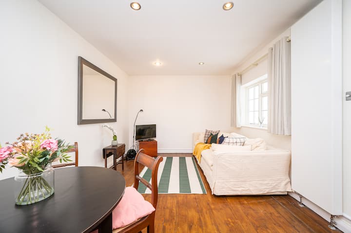 Quiet Fitzrovia Duplex With Patio - Londyn