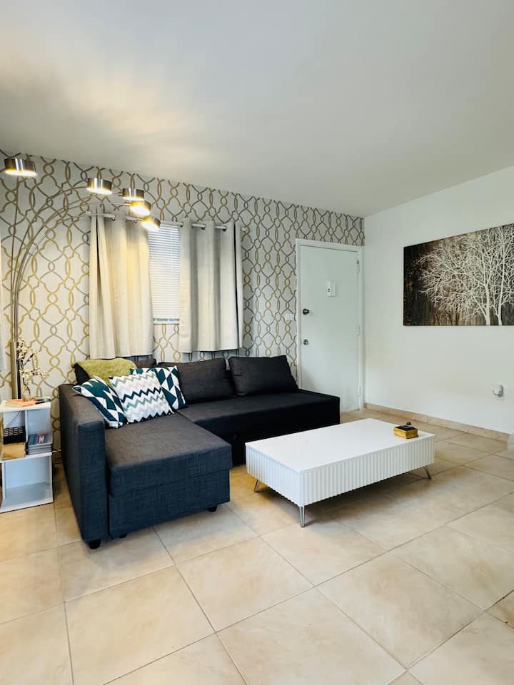 Minted Casa Havana Laundry & Free Parking - Miami