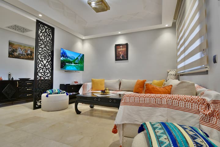 Spacious, Authentic, And Central, Pool,fiber Wi-fi - Marrakech