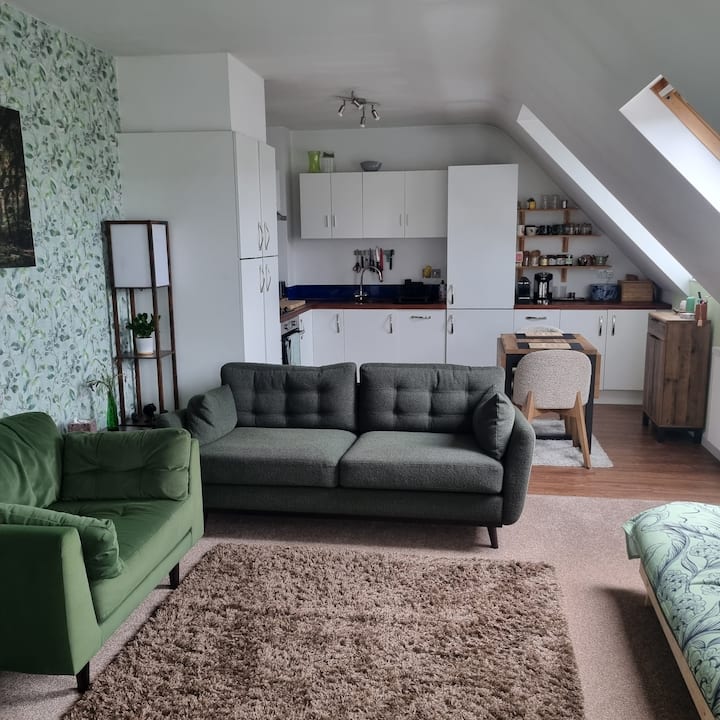 Spacious Second Floor Flat. - Glastonbury