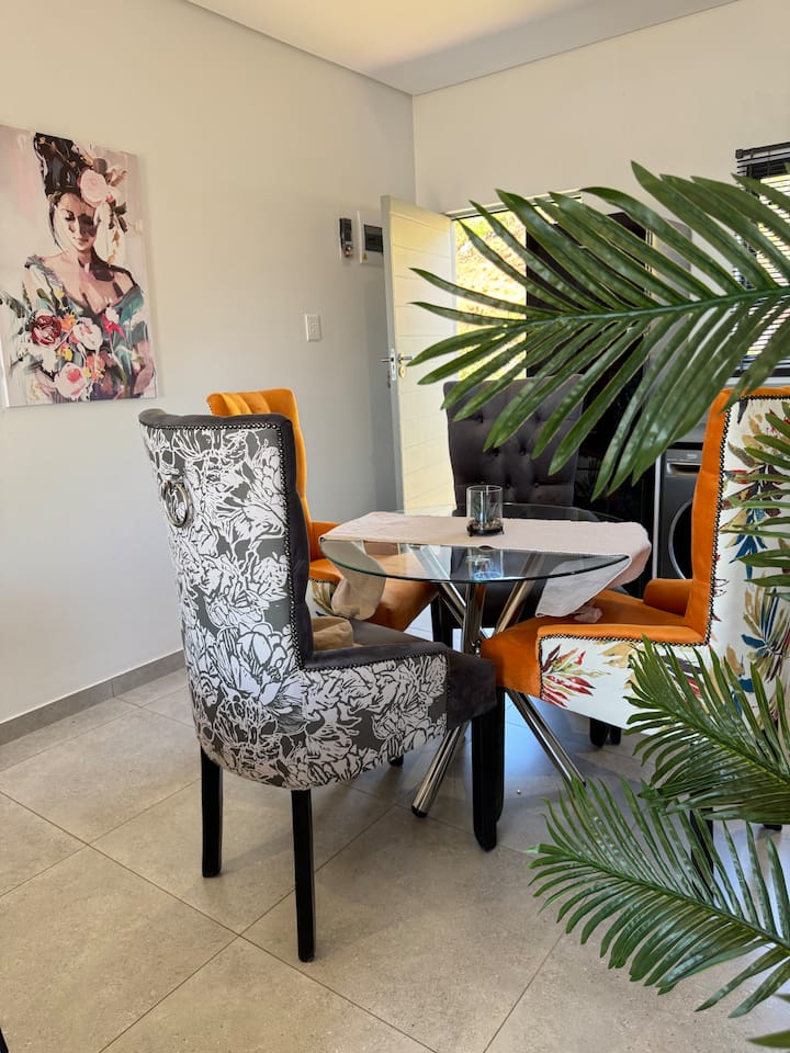 Charming Peaceful Hilton Home - Pietermaritzburg