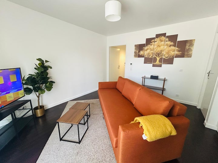 Warm And Welcoming Apartment - Serris