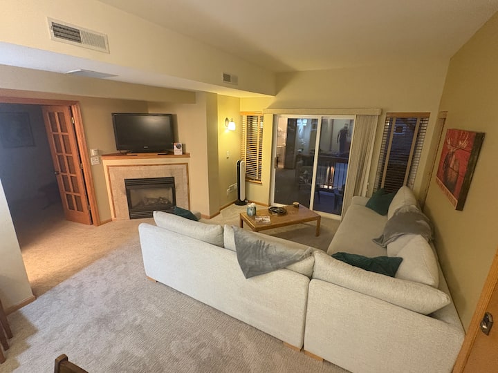 Fraser 2 Bed Condo, On Bus Line! - Fraser, CO