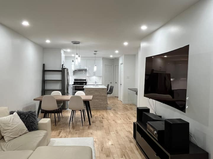 2br Near Mtl Heart Institute - Laval