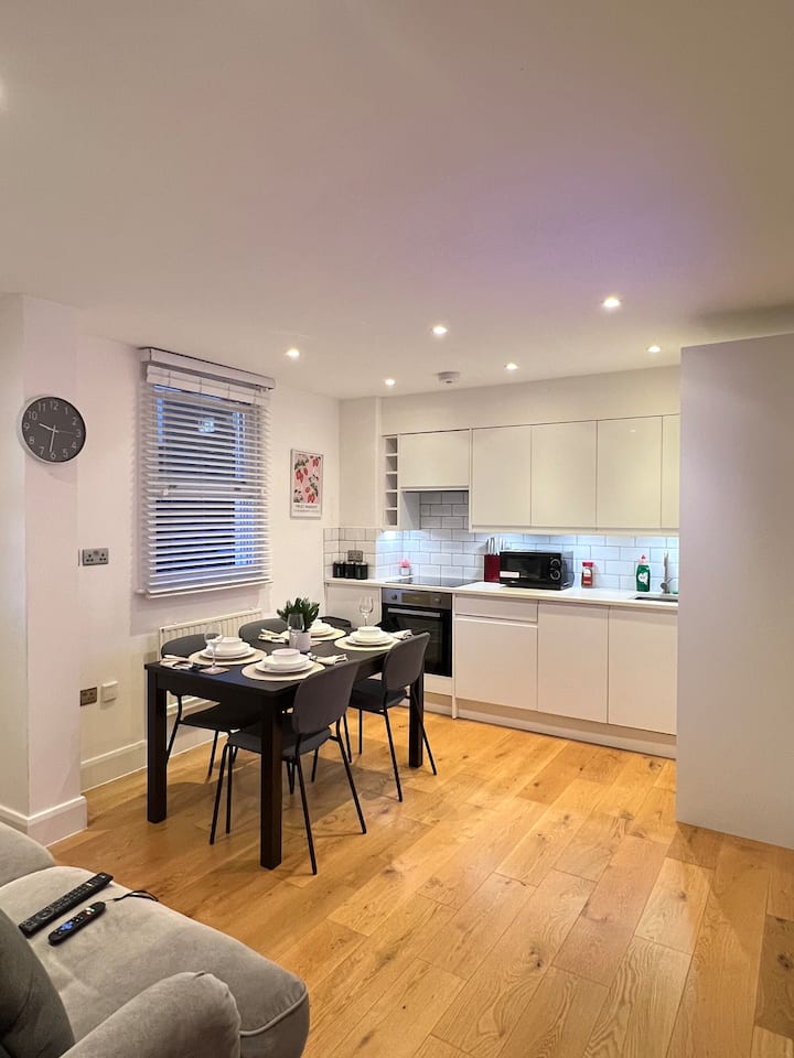 Luxury Entire Flat In City Centre - London