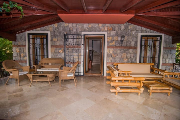 ÖLüdeniz 3km Mesafede Sessiz Sakin Korunaklı Villa - Ölüdeniz
