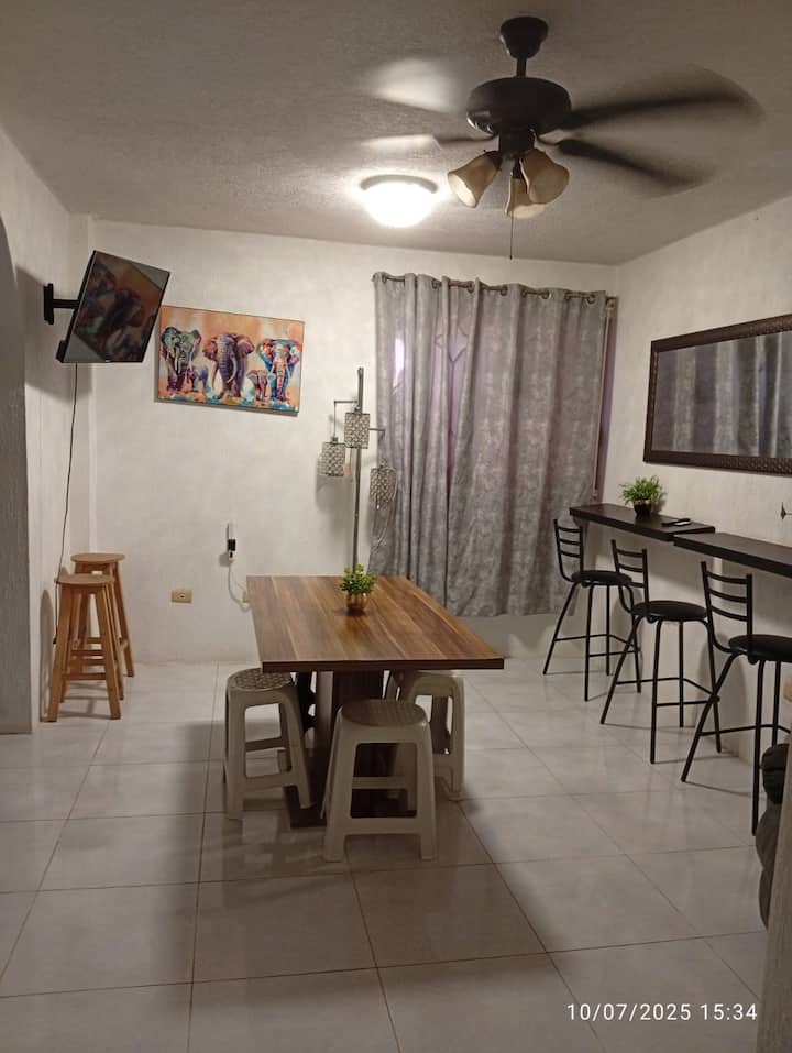 Bonita Casa Frente A La Playa En Malecón - Coatzacoalcos