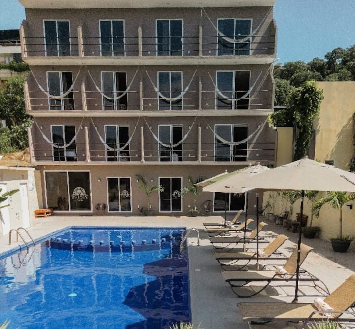 Isla Bonita - Renta Completa - Zihuatanejo